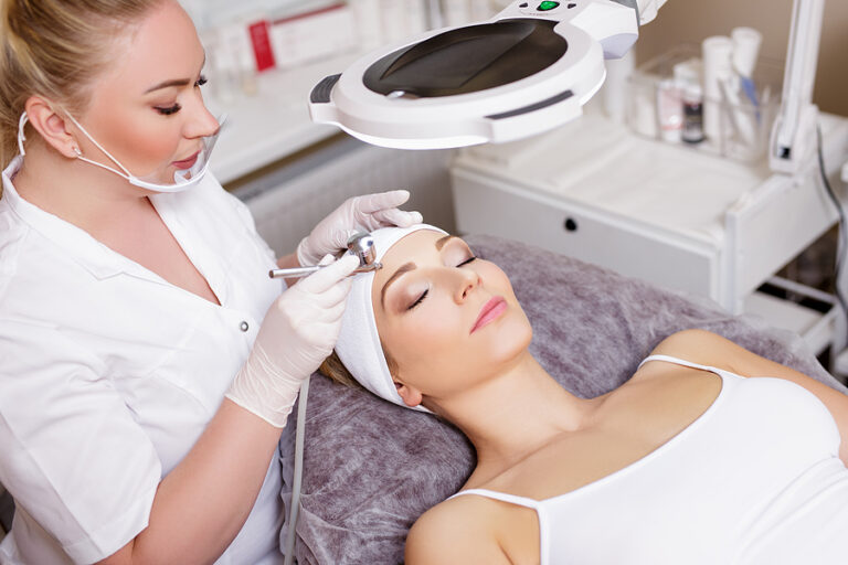 What Is An Oxygen Facial And How Does It Help? – Harmony Health & Beauty